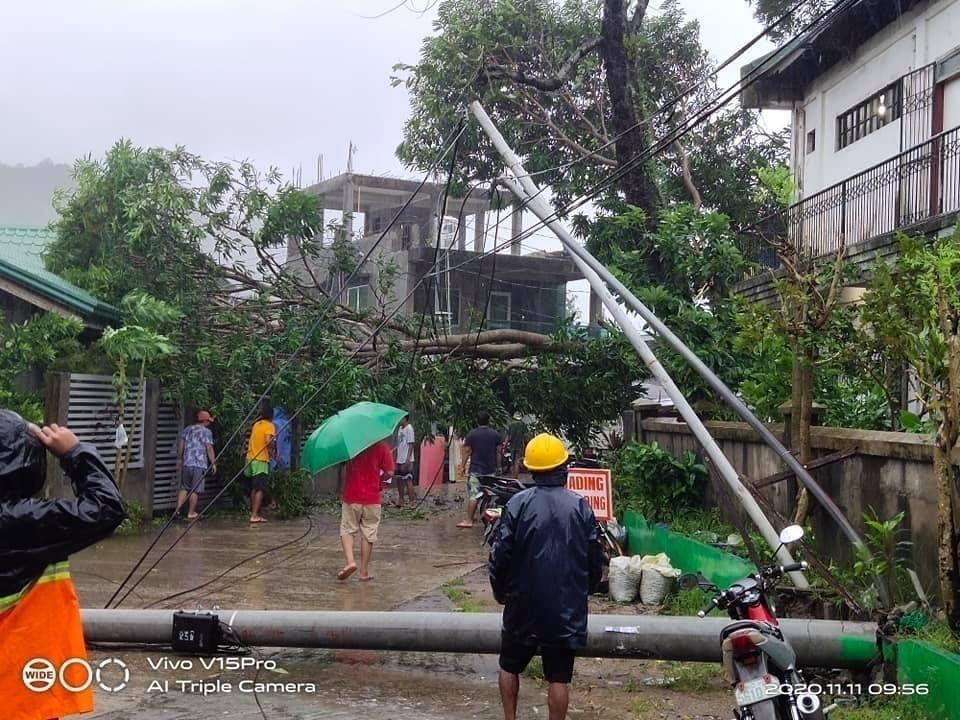 DPWH chief estimates Ulysses' damage to gov't infra at P4.25B | GMA ...