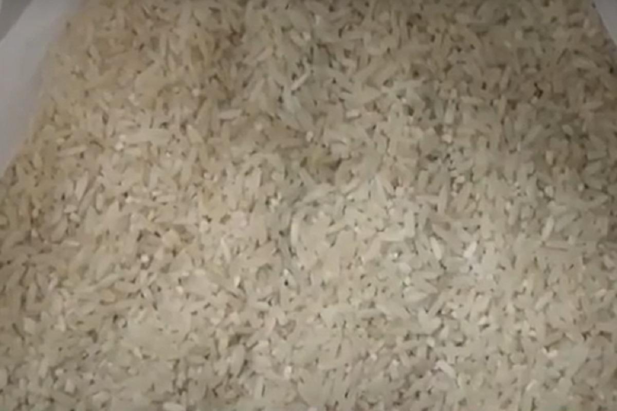 Ayudang bigas sa Loboc, Bohol, mabaho, nangingitim at may bukbok daw ...