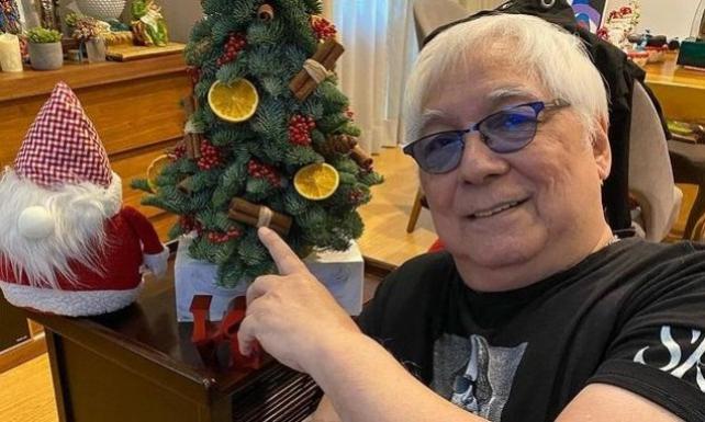 Joey de Leon wrote a nostalgic song titled 'Bakuna' set to the tune of ...