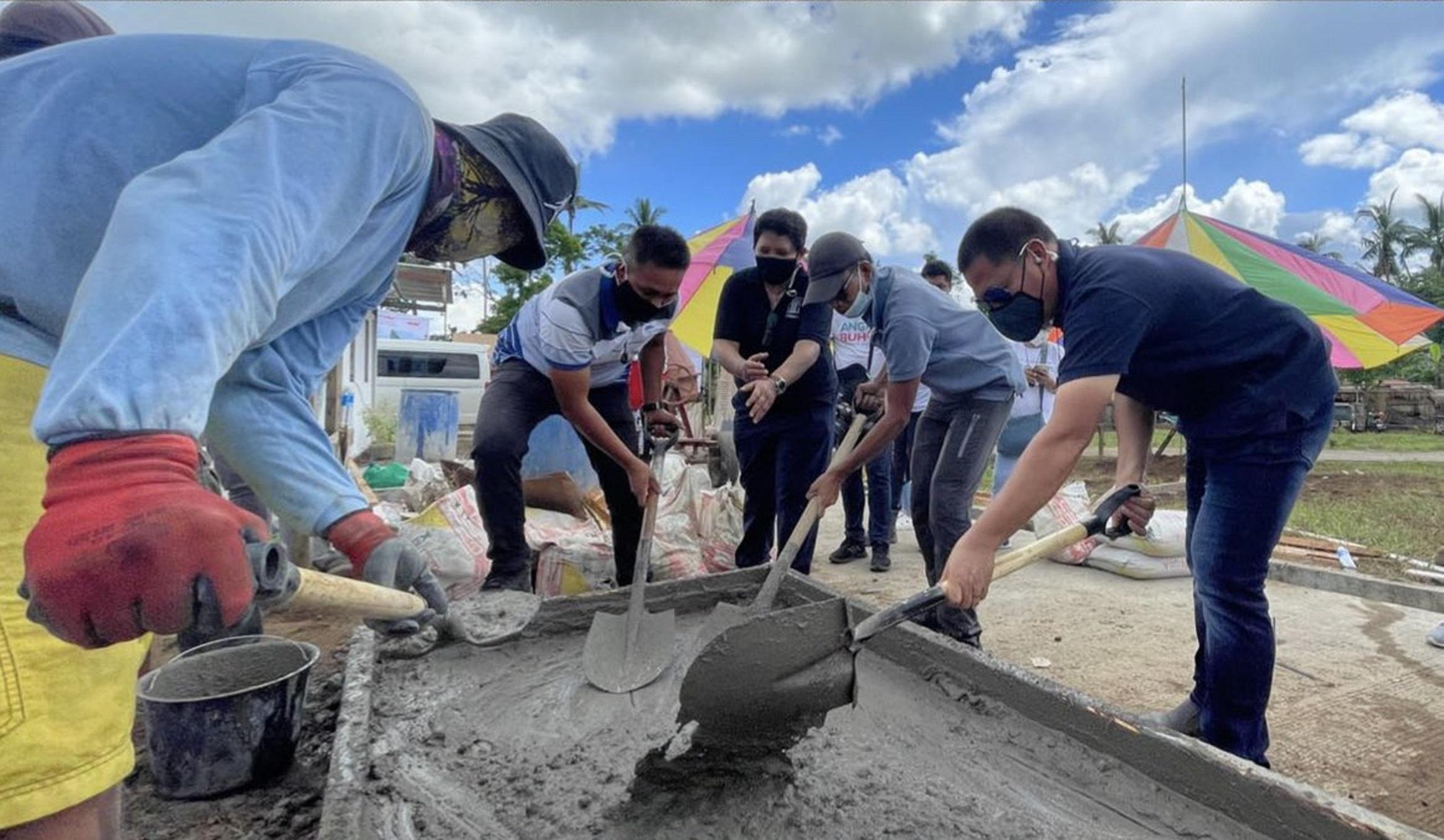 OVP's ‘BAHAYanihan’ housing project breaks ground in Albay | GMA News ...