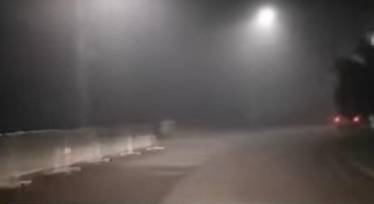 Ilang bahagi sa NLEX, halos zero visibility na dahil sa kapal ng hamog ...