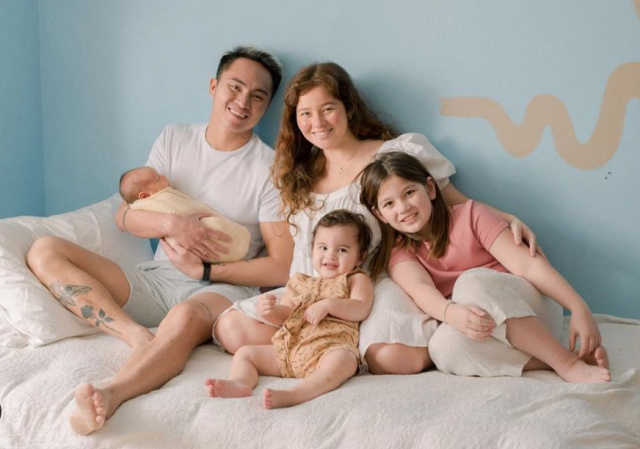 Andi Eigenmann catches adorable moment between her babies Lilo and Koa