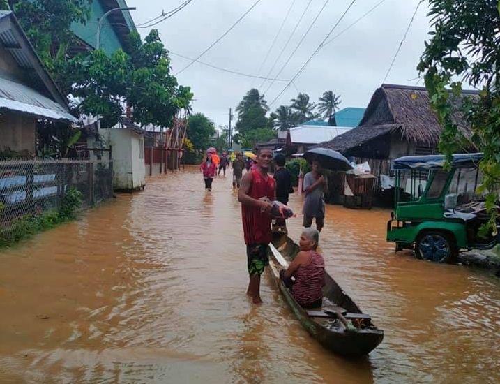 Rescue ops ongoing as 5,000 affected by Auring floods —NDRRMC | GMA ...