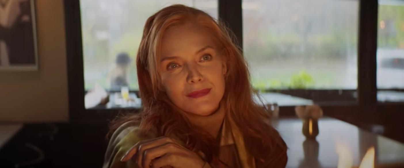 Michelle Pfeiffer and an unusual cat star in quirky 'French Exit' | GMA ...