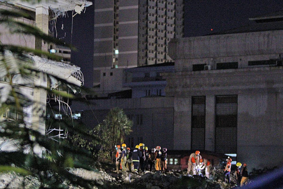 3 dead due to collapse of Philam Life Building under demolition ...