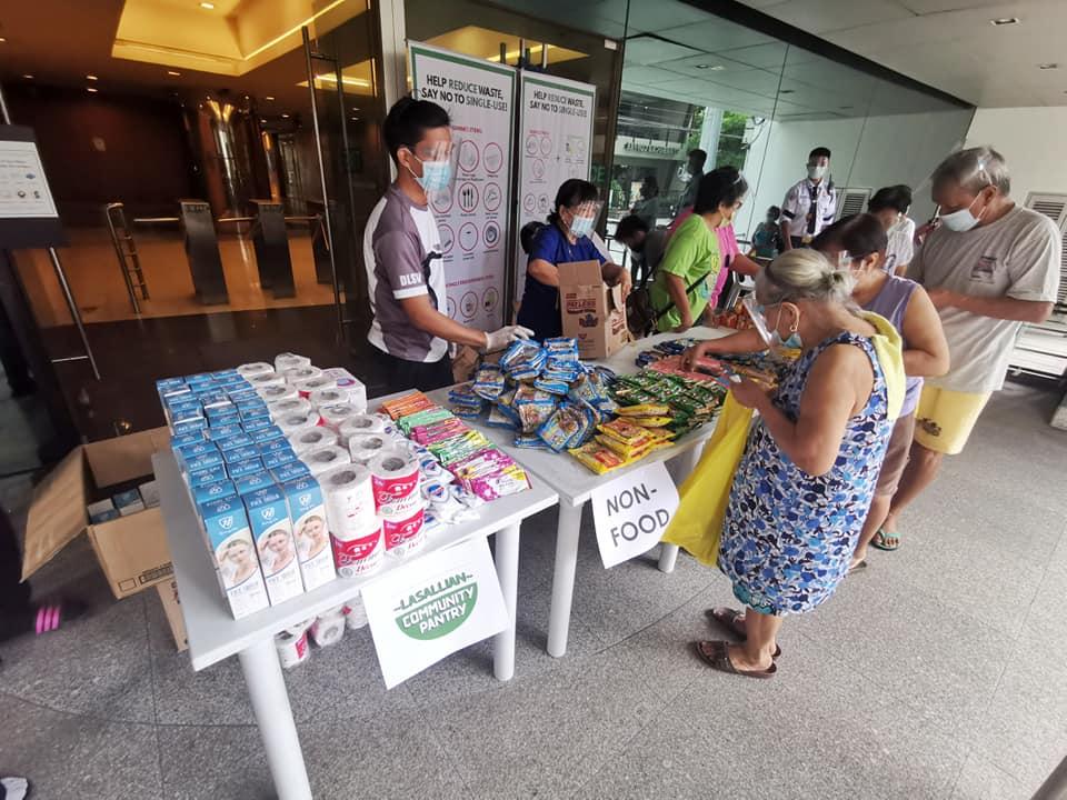 Students, employees, alumni set up DLSU community pantry in Manila ...
