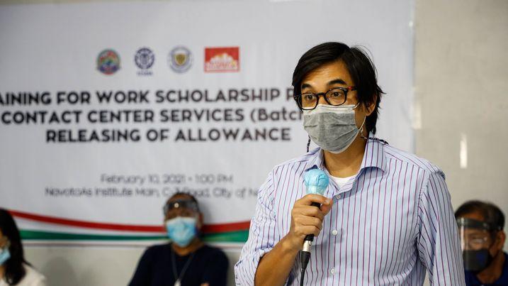 Navotas Rep. Tiangco tests positive for COVID-19 | GMA News Online