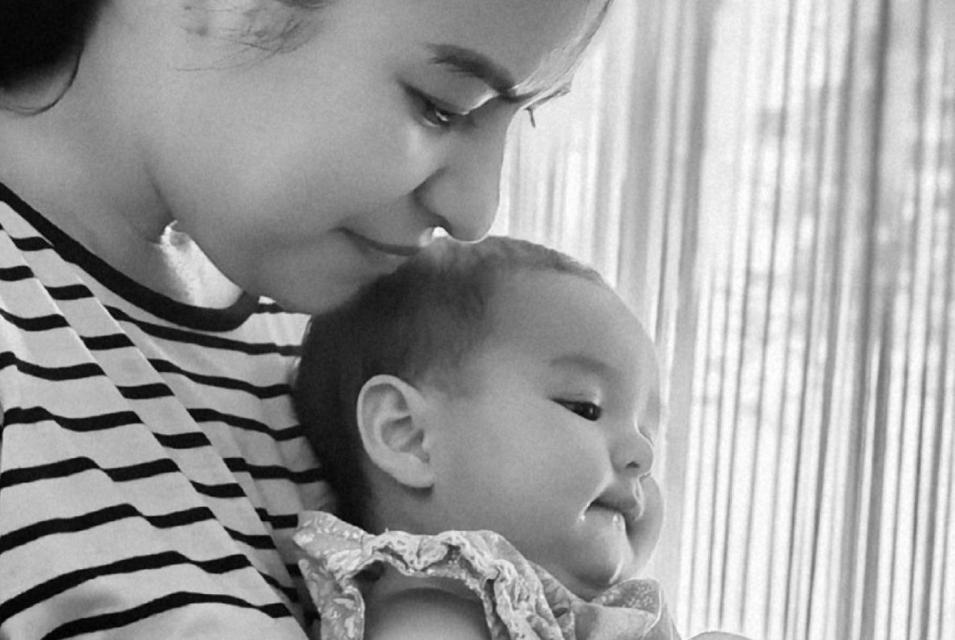 Assunta de Rossi: Showbiz no match for motherhood | GMA News Online