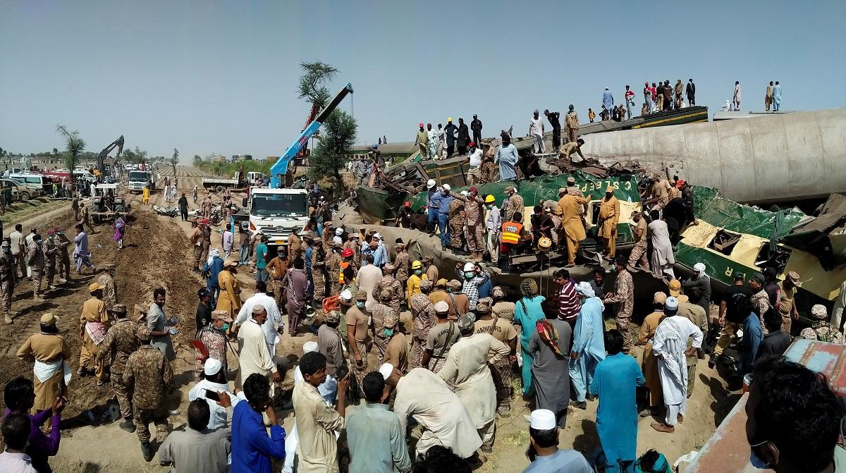 Death toll from Pakistan train crash climbs to 63 as rescuers comb ...
