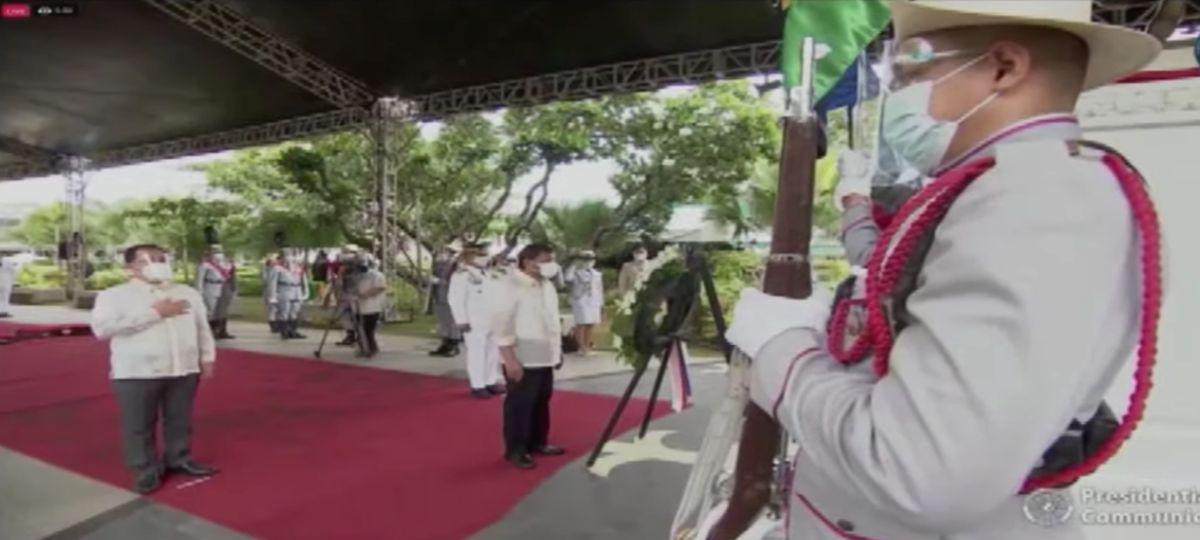 Palace says Duterte in good health after podium slip | GMA News Online