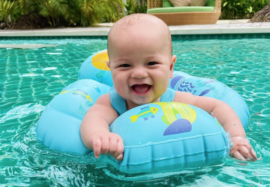 Andi Eigenmann’s baby Koa makes a splash at a pool as he turns 5 months ...