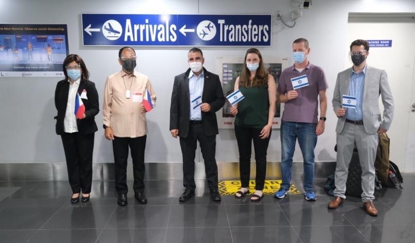 Israeli experts arrive in Manila to advise on COVID-19 vaccination ...