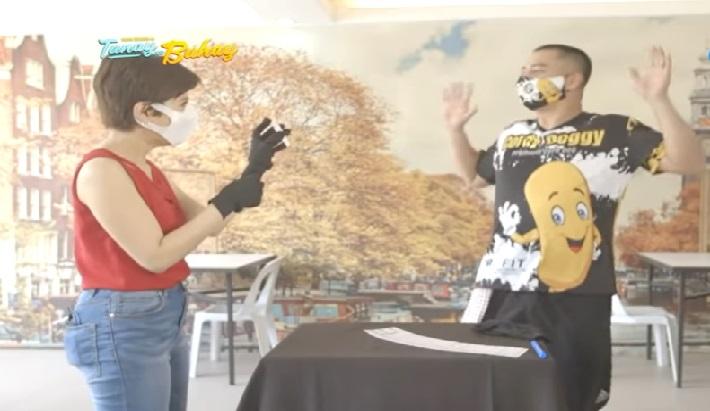 Bearwin Meily, pinahanga si Pia Arcangel sa kanilang close-up magic ...
