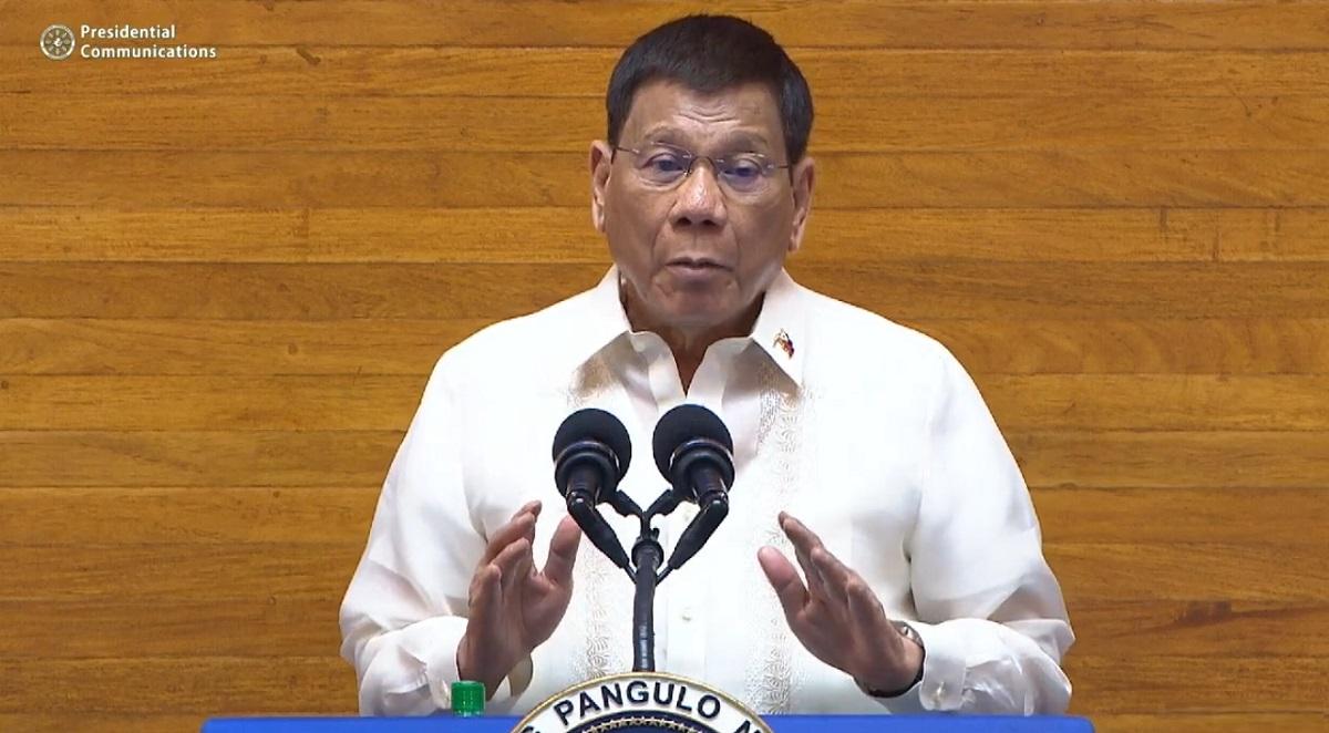 Duterte: I strengthened ill-equipped AFP, PNP in fight vs. insurgency ...