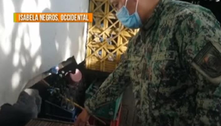 Lalaki, patay sa saksak ng dating mister ng babaeng kinakasama niya | Balitambayan