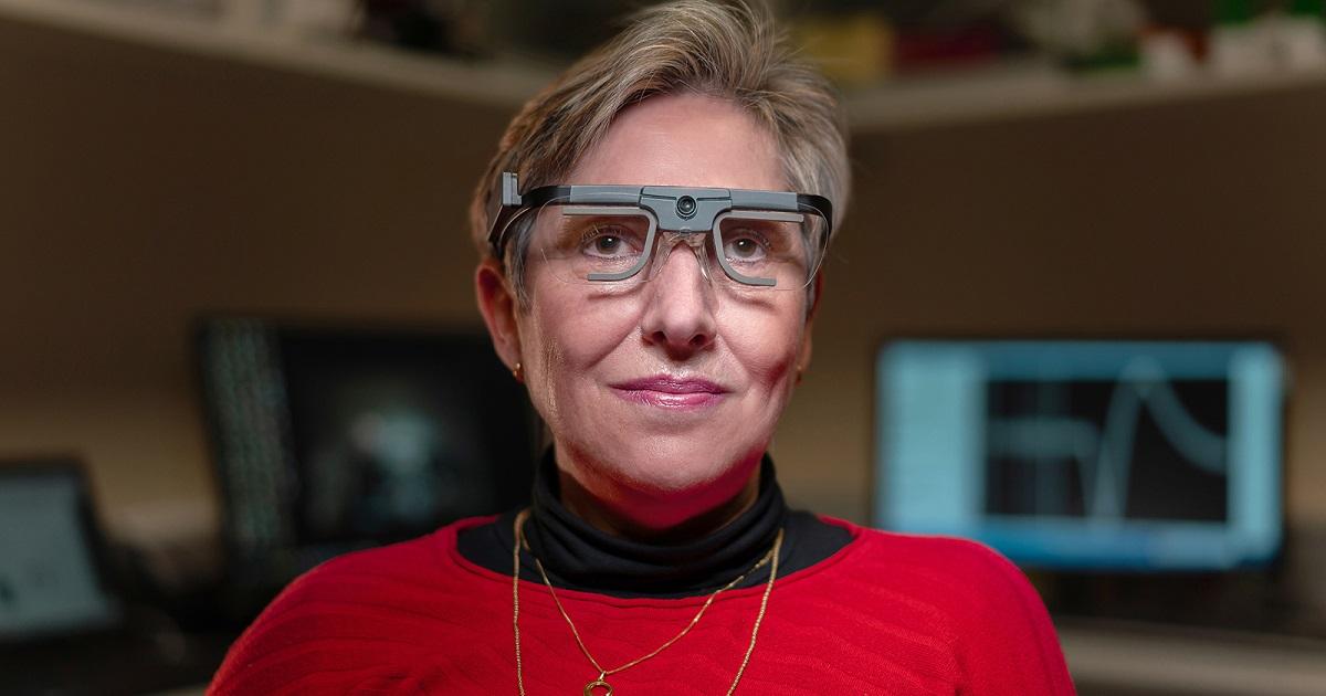 Brain implant creates artificial vision for blind woman using ...