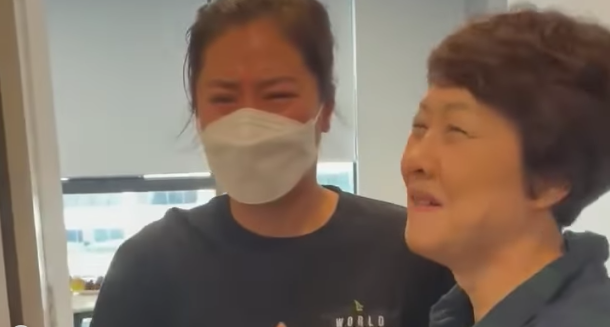 Jinri Park tears up as she reunites with parents after two years | GMA ...