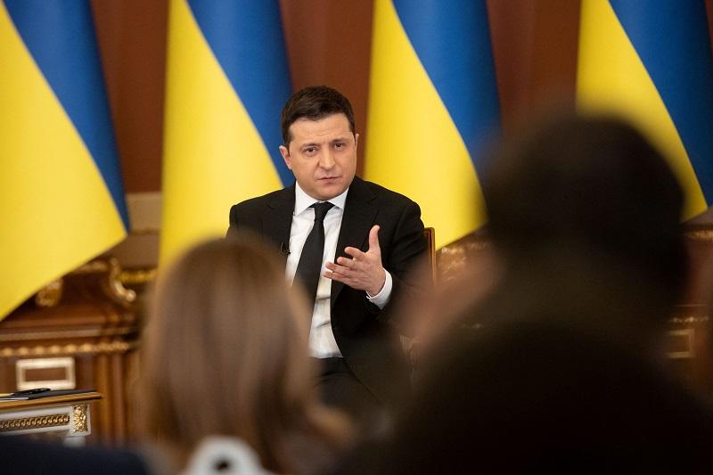Ukrainian TV reporter-turned-soldier killed in fighting —Zelenskiy ...