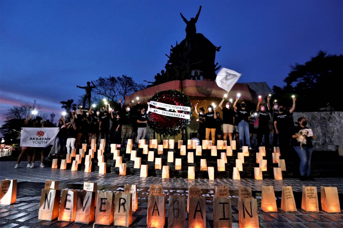 Akbayan youth commemorate EDSA People Power 36th anniversary | Photos ...
