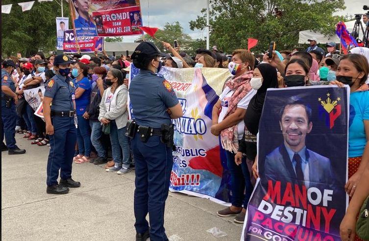 Pacquiao's presidential campaign takes off in hometown GenSan | GMA ...