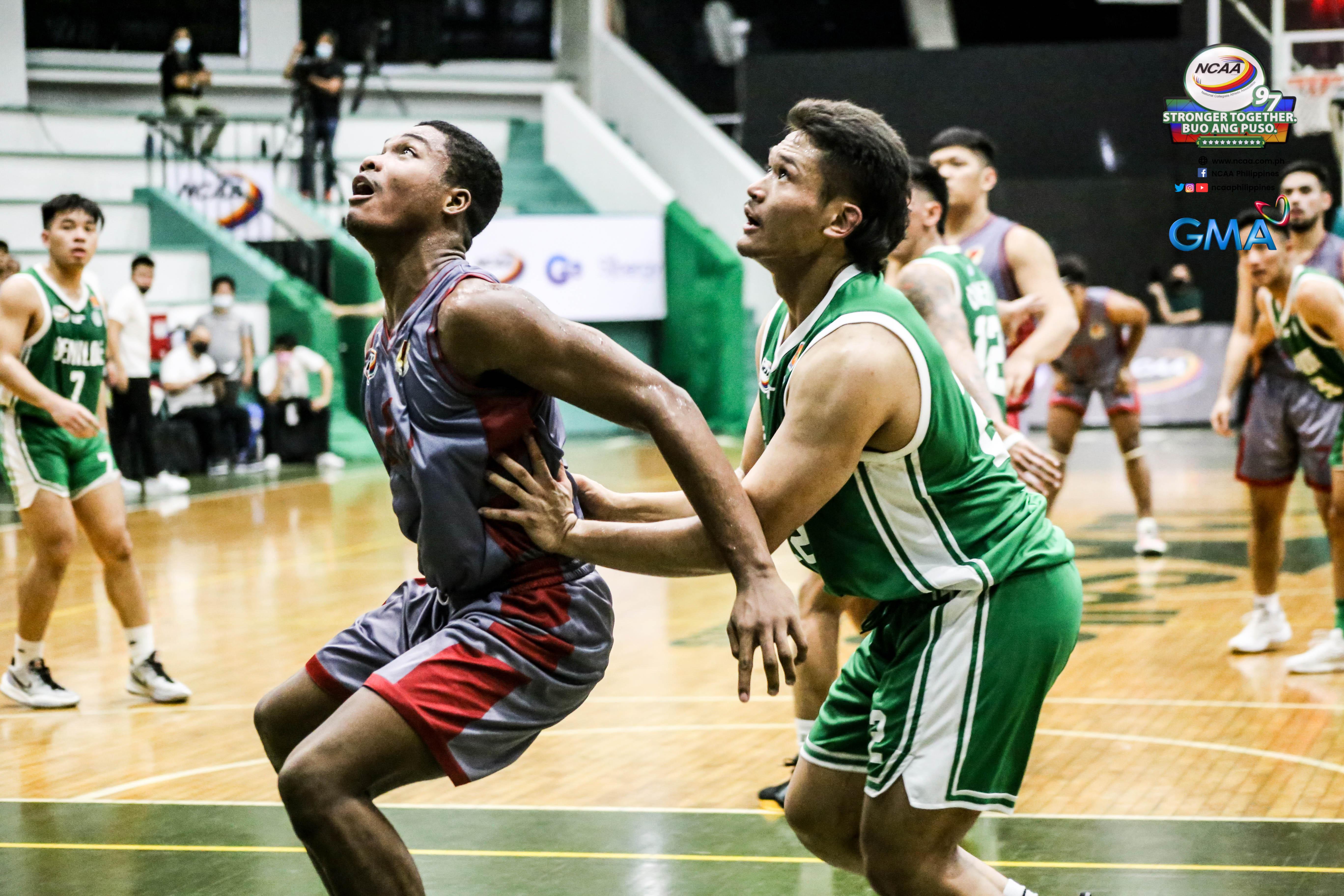 NCAA IN PHOTOS: Lyceum Pirates vs College of Saint Benilde Blazers ...