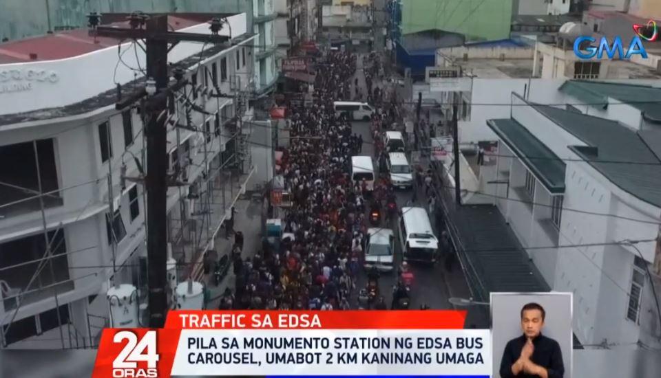 2-kilometer queues form at EDSA bus carousel on Monday | GMA News Online