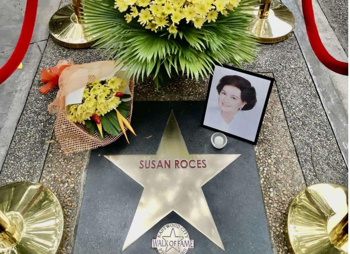 Flowers adorn star of Susan Roces on Walk of Fame | Photos | GMA News ...