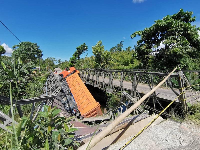Another Bohol bridge collapses, no injuries recorded | GMA News Online