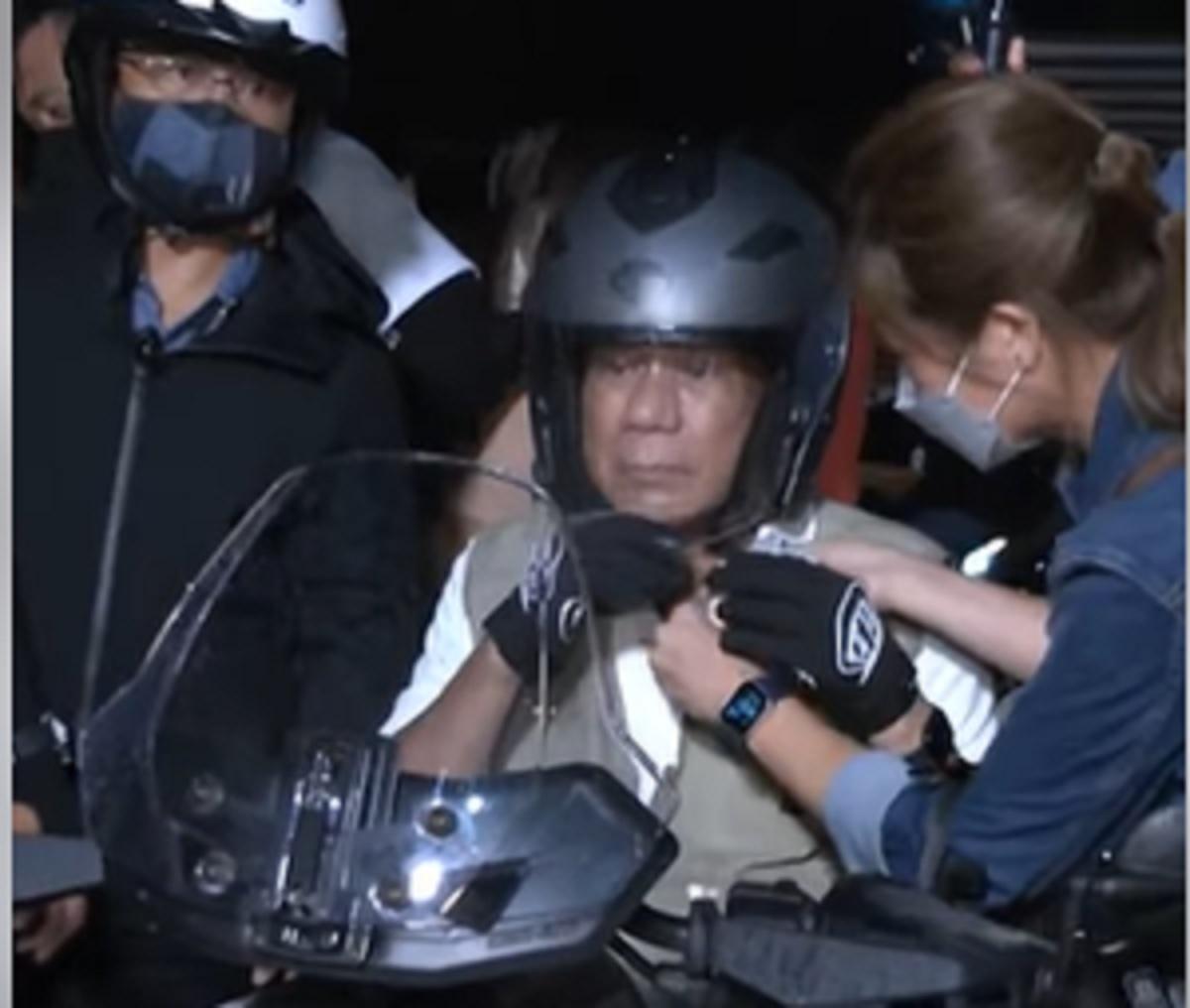 Duterte rides motorcycle from Tagum to Davao City | GMA News Online