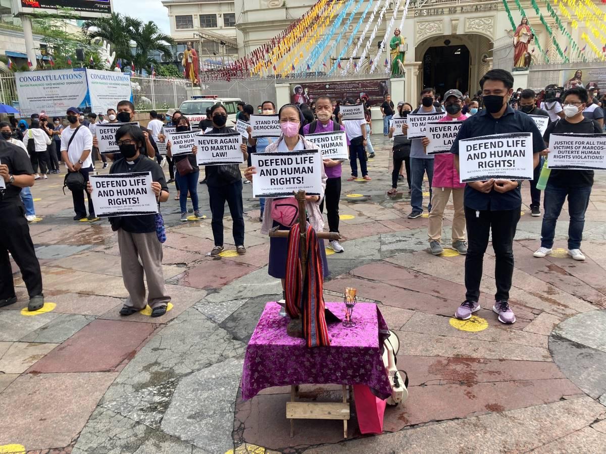 No backing down vs. Marcos, protesters say | GMA News Online