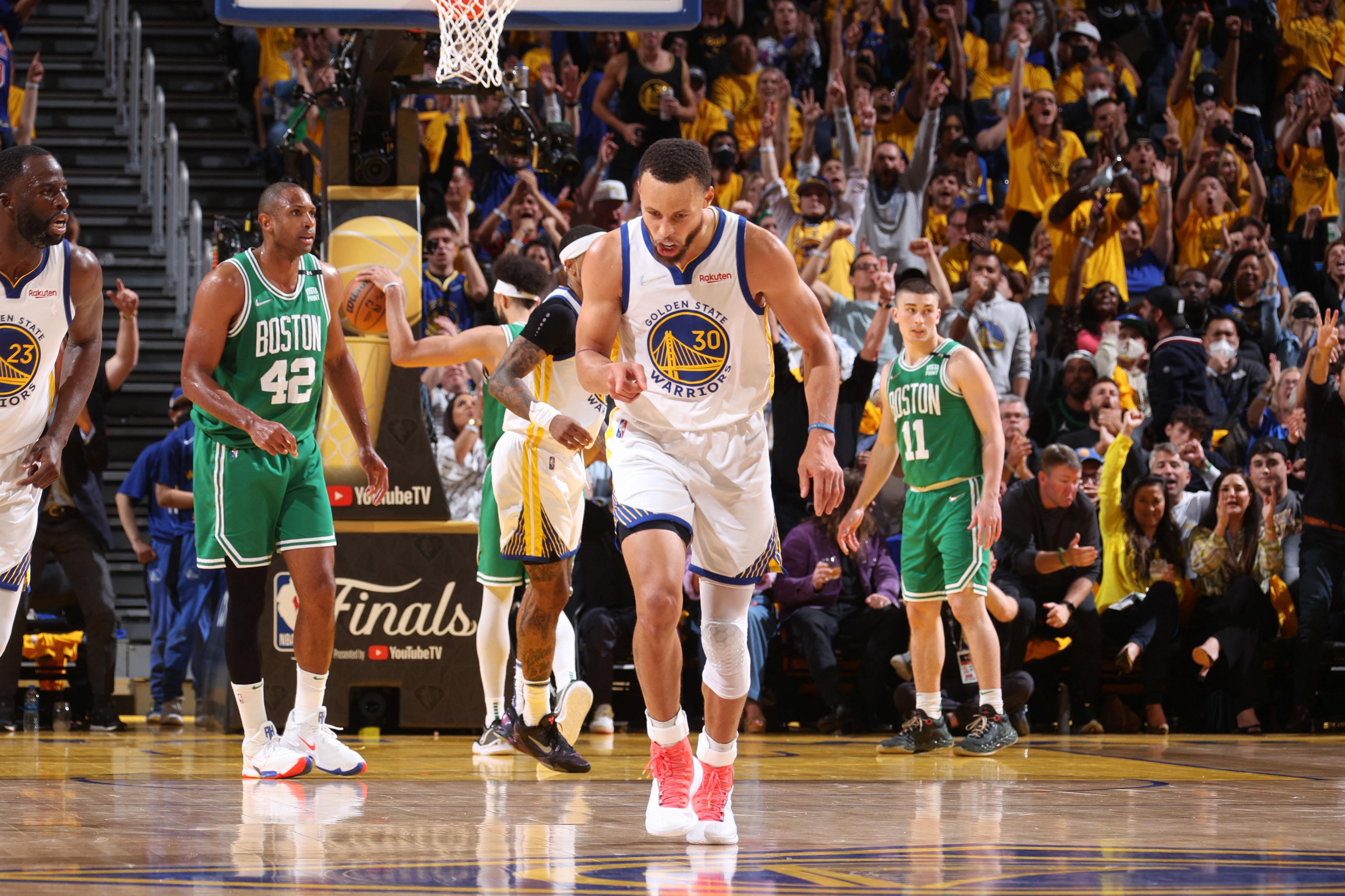 Curry stars as Warriors down Celtics to level series | GMA News Online