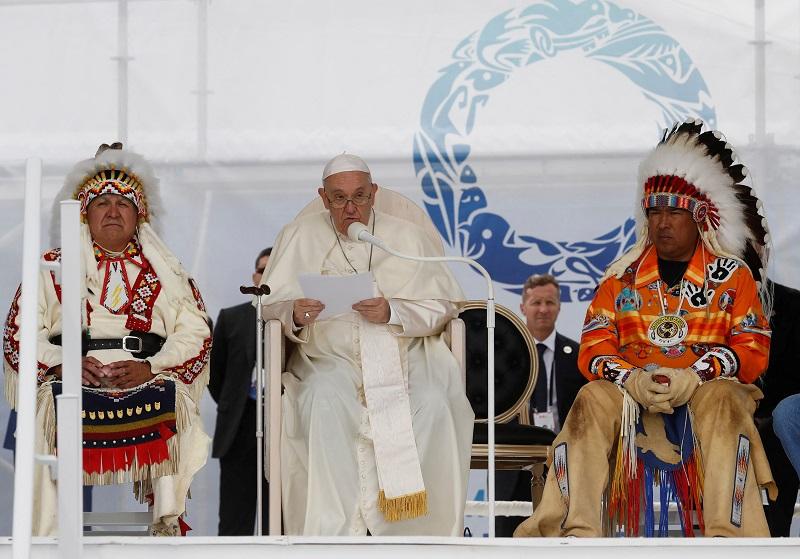 Pope apologizes in Canada for 'evil' of residential indigenous schools ...
