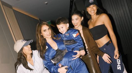 Max Collins' Baby Skye is such a stud surrounded by his gorgeous titas ...
