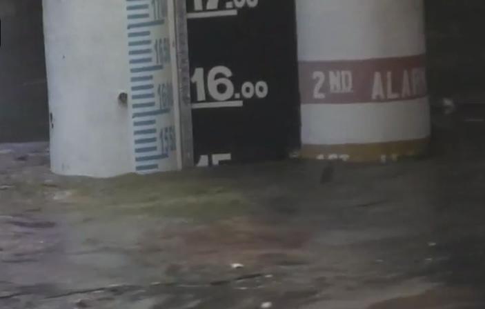 Marikina River remains at first alarm, water level now at 15.5 meters ...