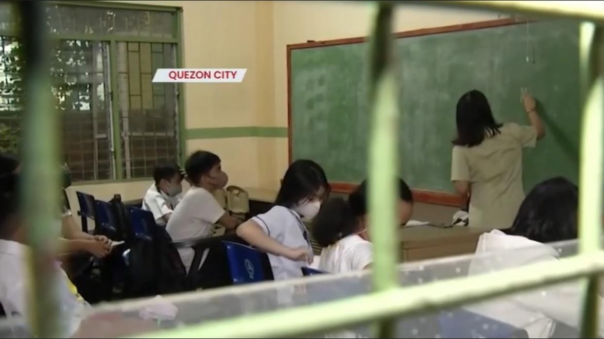 Lack of classrooms, teachers among challenges faced on school opening day | GMA News Online