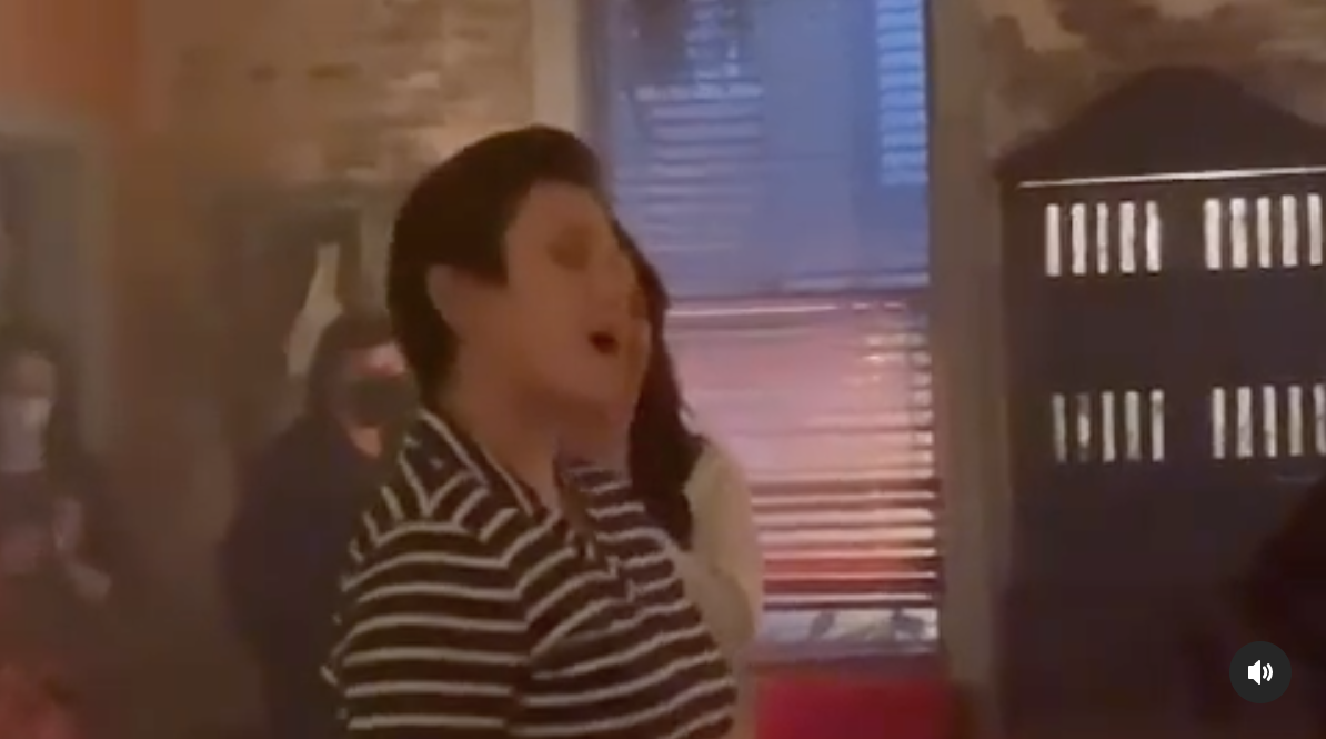 Lea Salonga sings ‘A Whole New World’ on the ‘Pretty Little Liars’ set ...