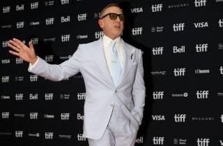 DANIEL_CRAIG | Tracking | GMA News Online