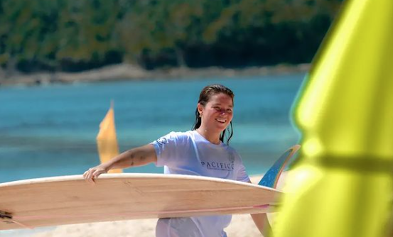 Andi Eigenmann joins her first surfing competition: ‘So happy’ | GMA ...