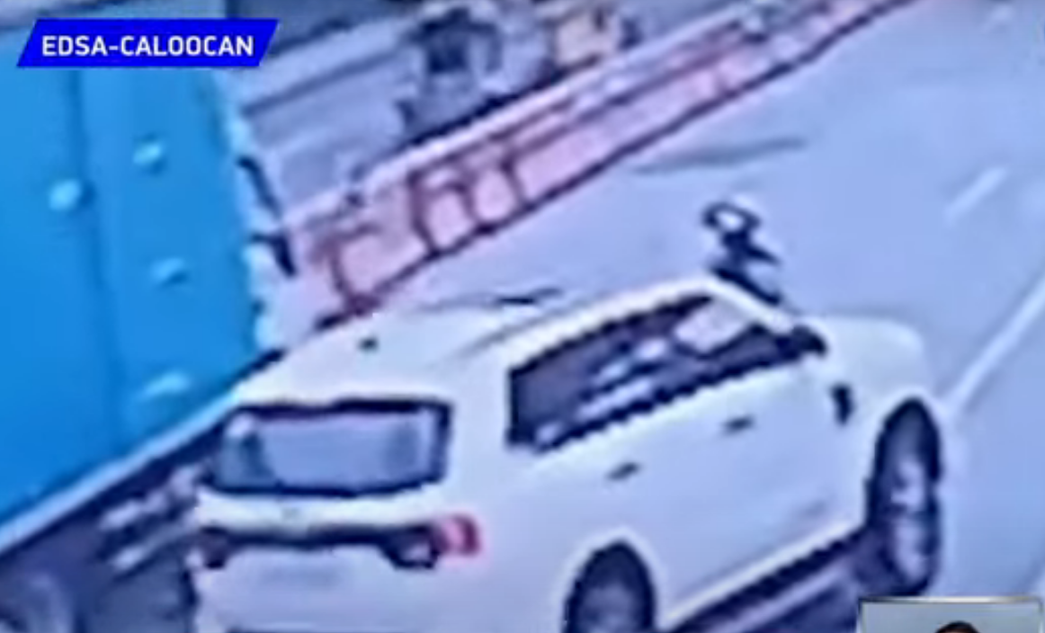 SUV, ‘with siren and blinker’, hits LTO enforcer on EDSA Caloocan | GMA ...