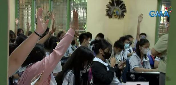 DepEd confirms COVID-19 cases in some schools | GMA News Online