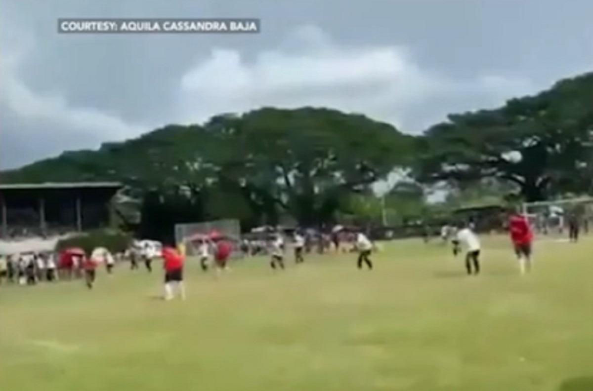 Football referee sa Negros Occidental, sugatan matapos umanong tamaan ng kidlat | Balitambayan