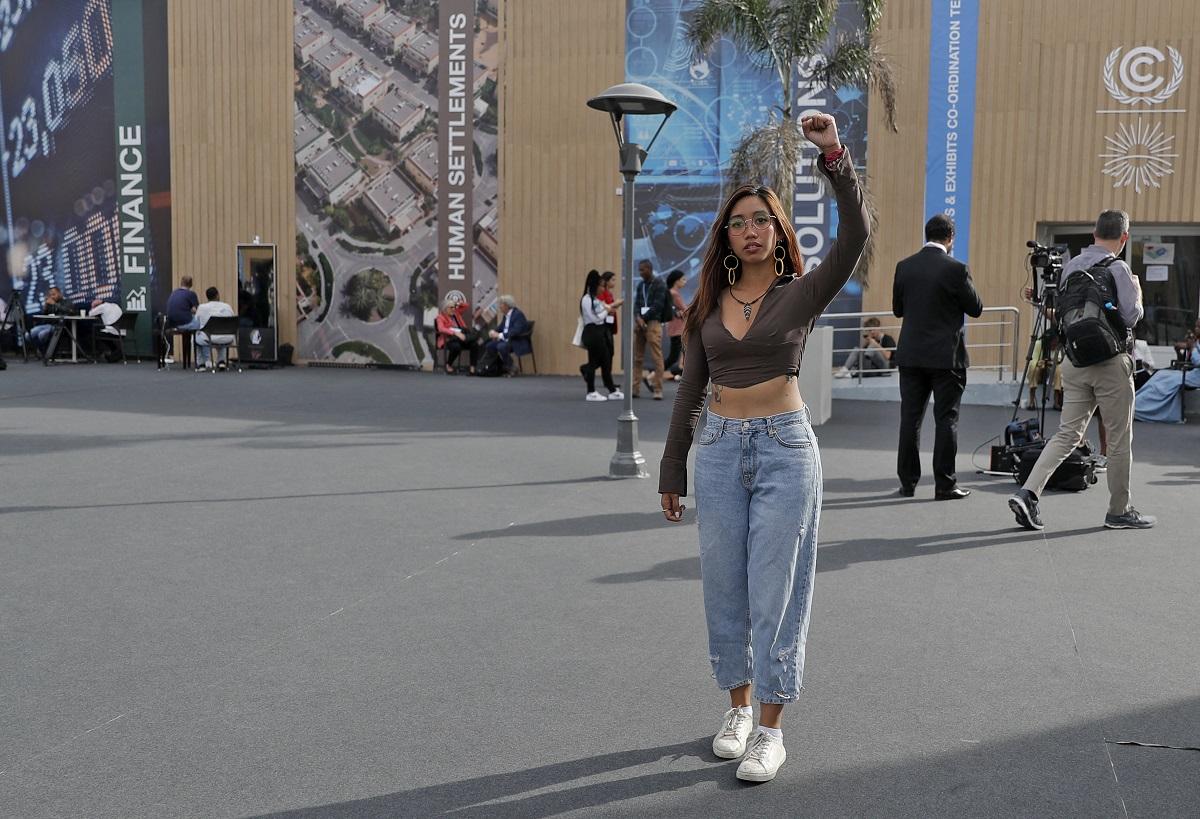 Filipina youth activist brings fight for climate finance justice to ...