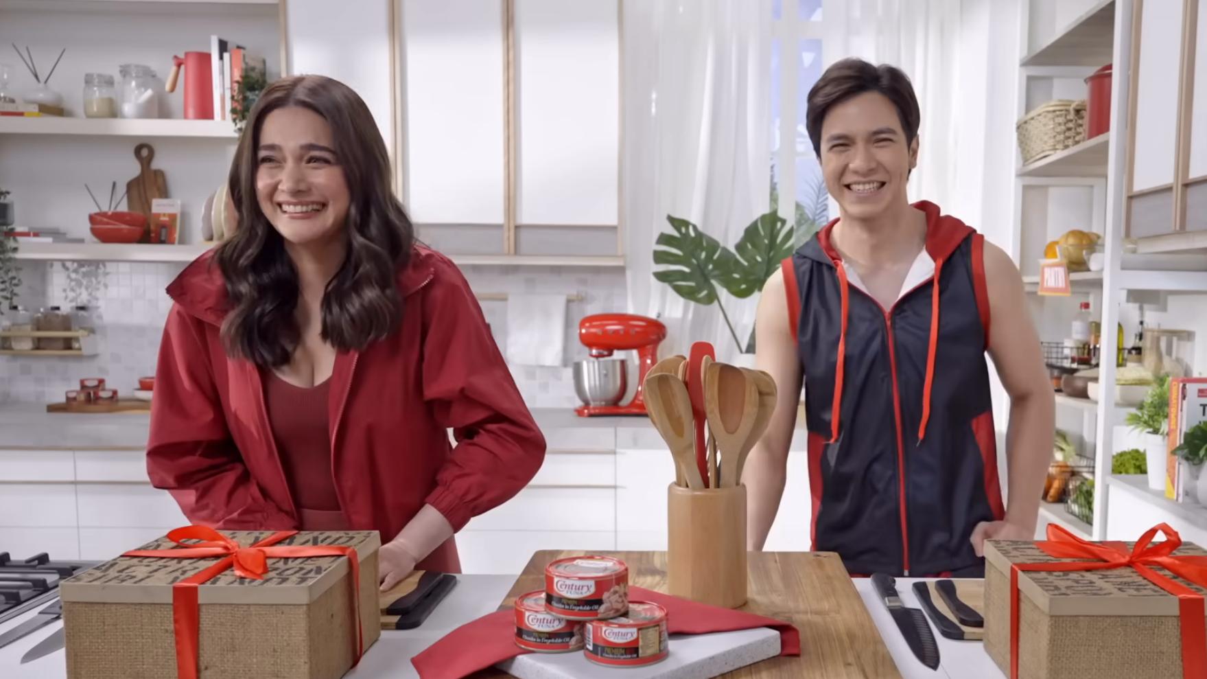 Alden Richards and Bea Alonzo get competitive in cook-off | GMA News Online