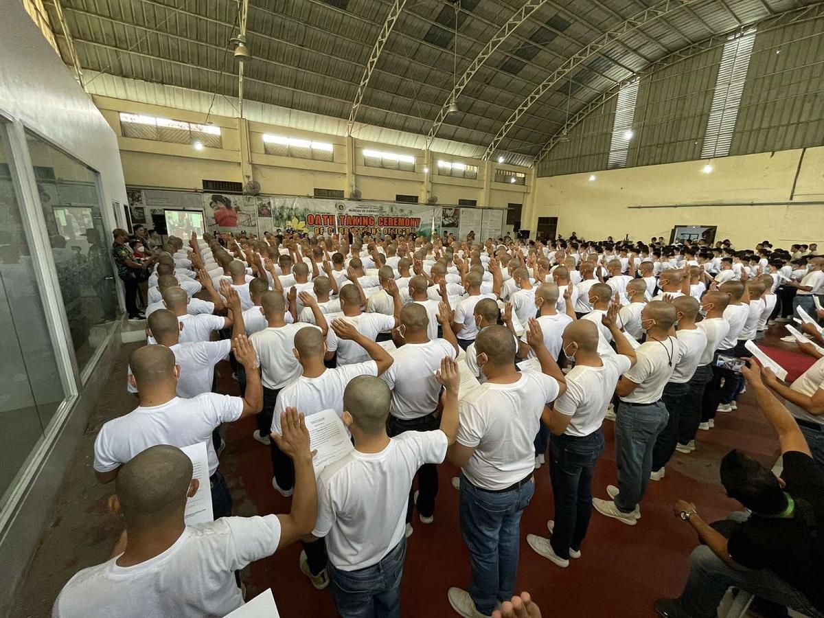 BuCor hires 530 new correction officers | GMA News Online