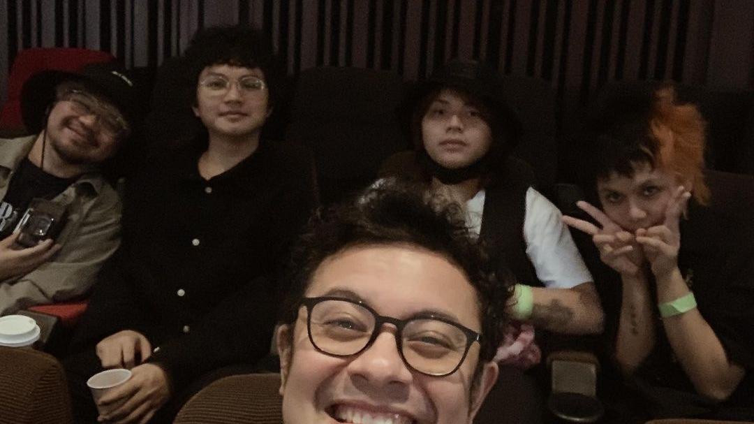 IV of Spades spotted at Eraserheads concert rehearsal | GMA News Online