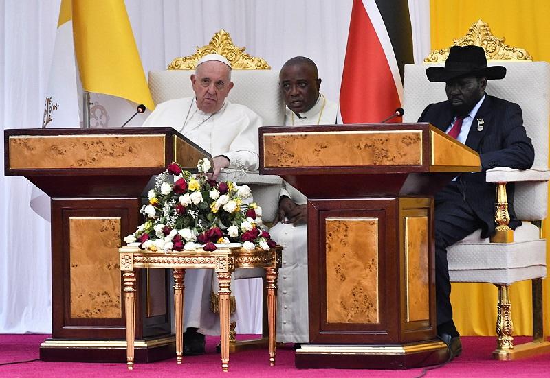 Pope Francis and South Sudan's President Salva Kiir Mayardit attend a ... Pope Francis and South Sudan's President Salva Kiir Mayardit attend a ...