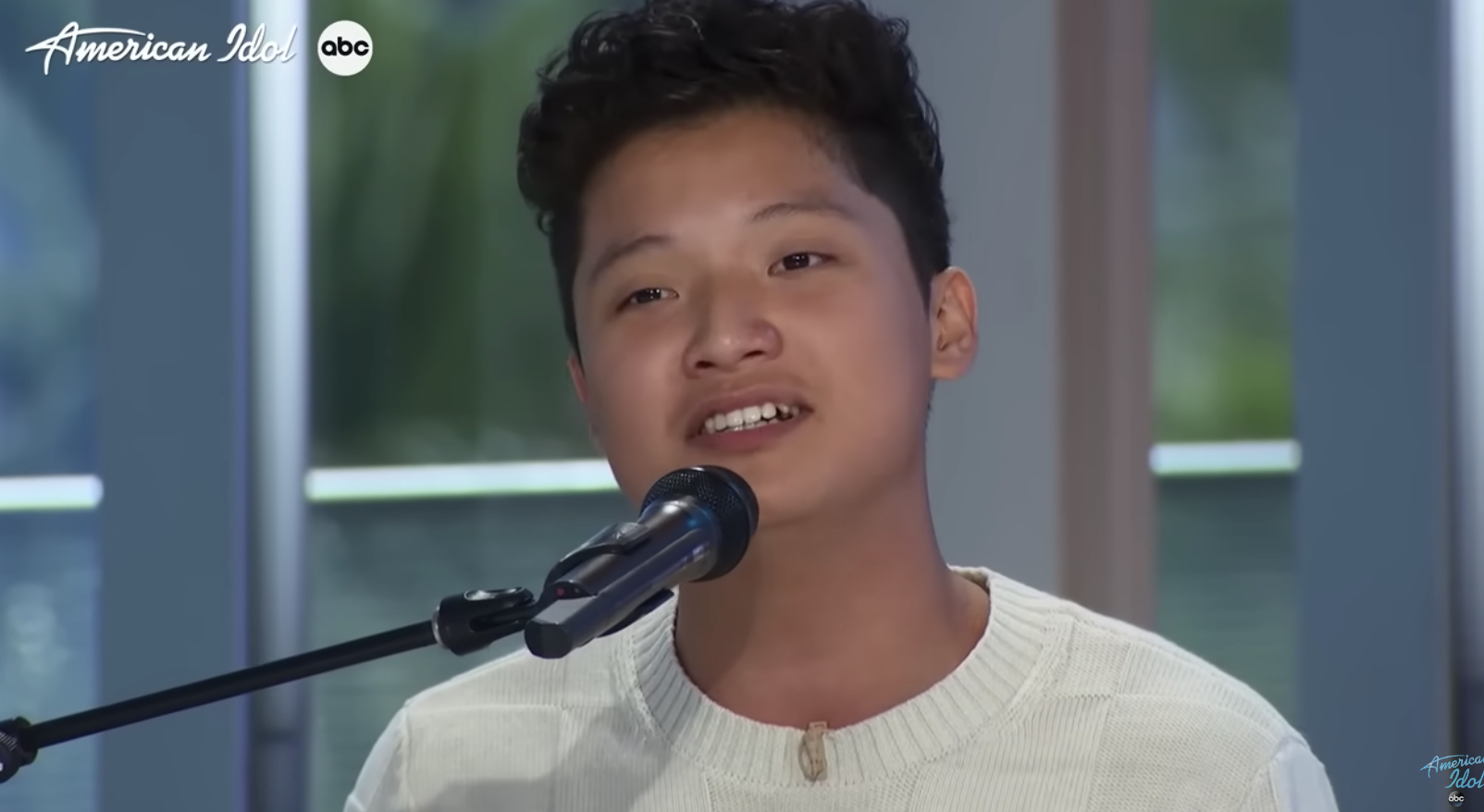 17-year-old Fil-Canadian gets platinum ticket on ‘American Idol’ | GMA ...
