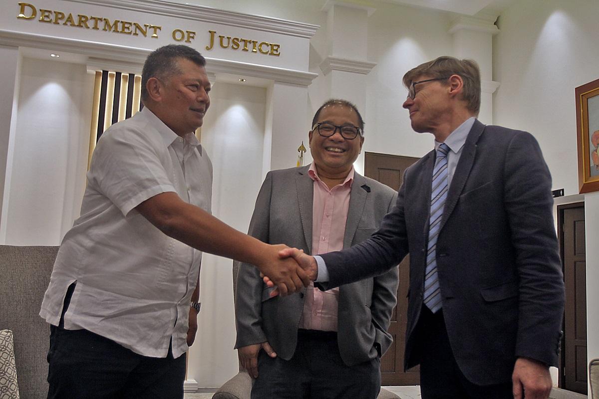 UN expert to launch forensic program for gov’t doctors, authorities ...