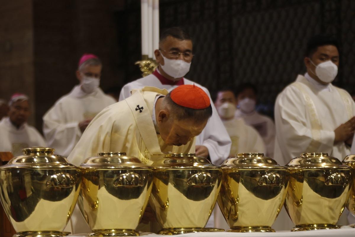 Cardinal Advincula: All people of God, not just priests, need to be ...