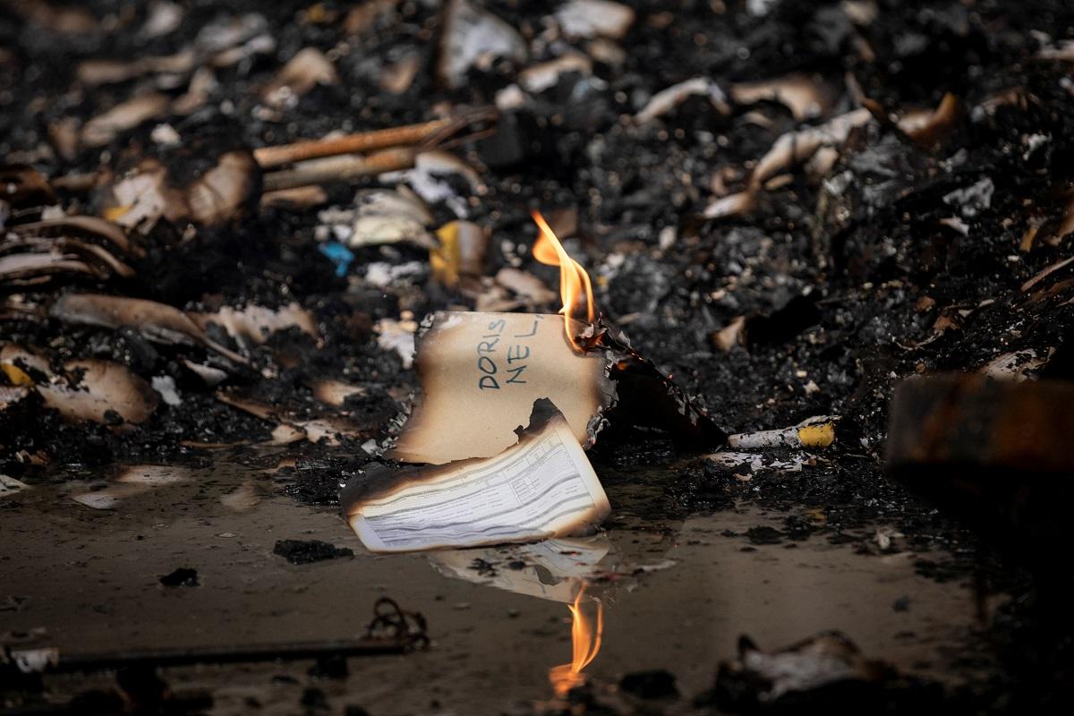 Letters burned to ash in Manila Post Office fire | Photos | GMA News Online